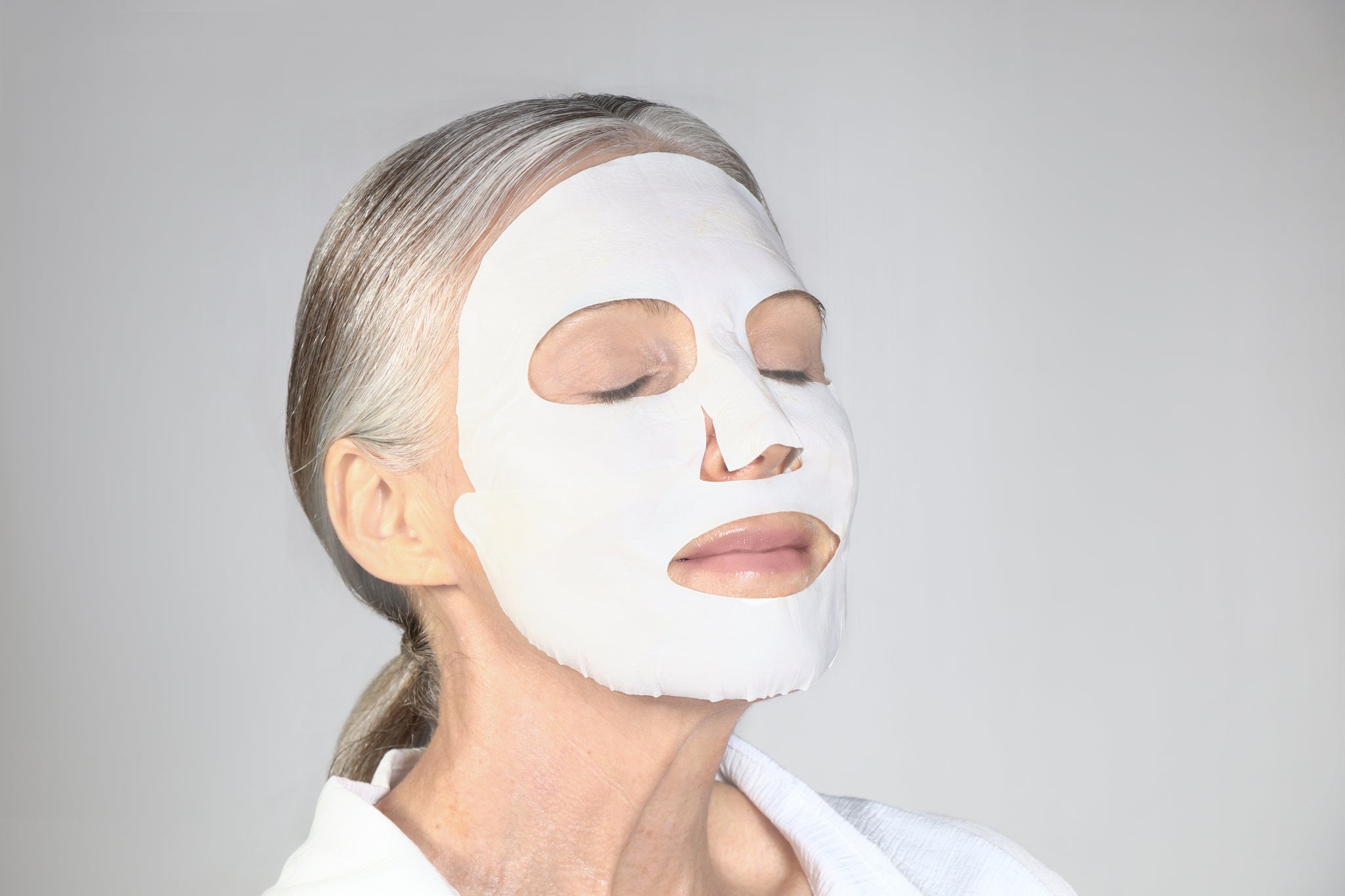 Karuna Multi-Vitamin Cream Coated Face Mask – Universal Companies
