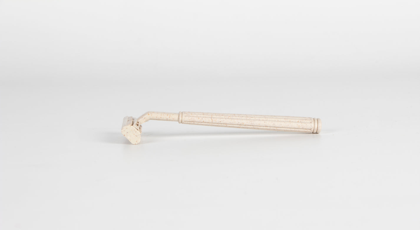 Sustayne Razor, Wheat Straw, Triple Blade – Universal Companies