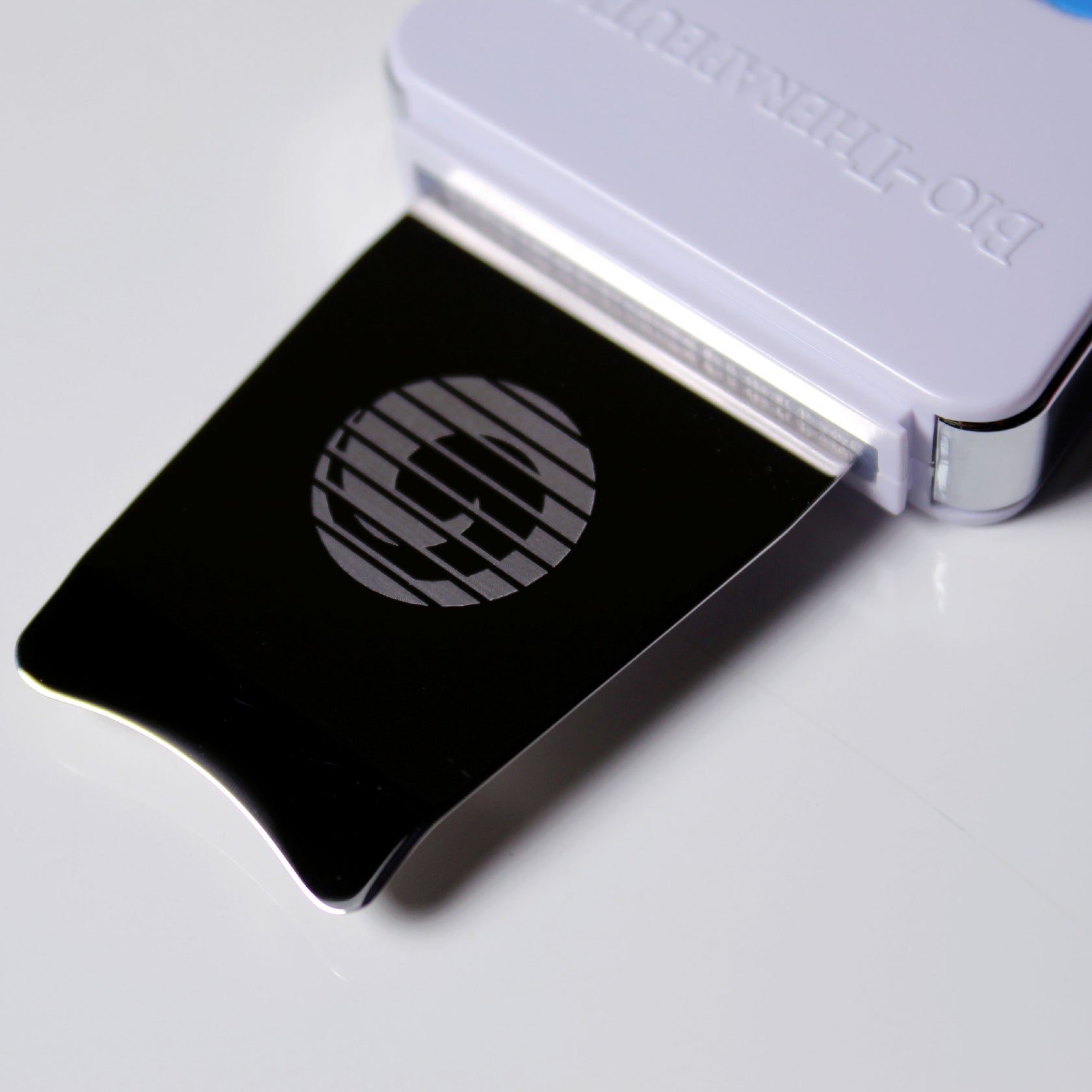 Bio-Therapeutic bt-micro® Ultrasonic Exfoliation – Universal Companies