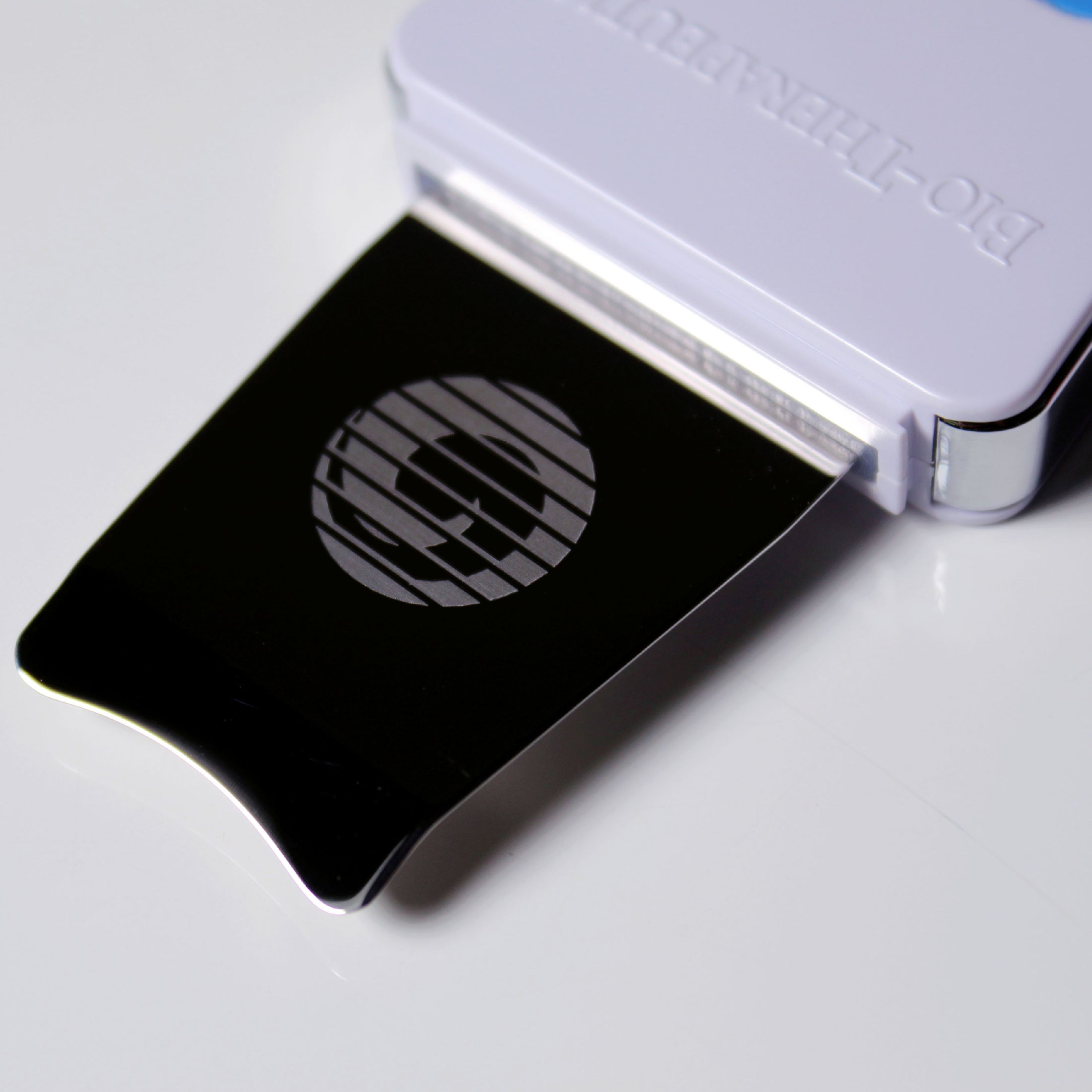 Bio-Therapeutic bt-micro® Ultrasonic Exfoliation – Universal Companies