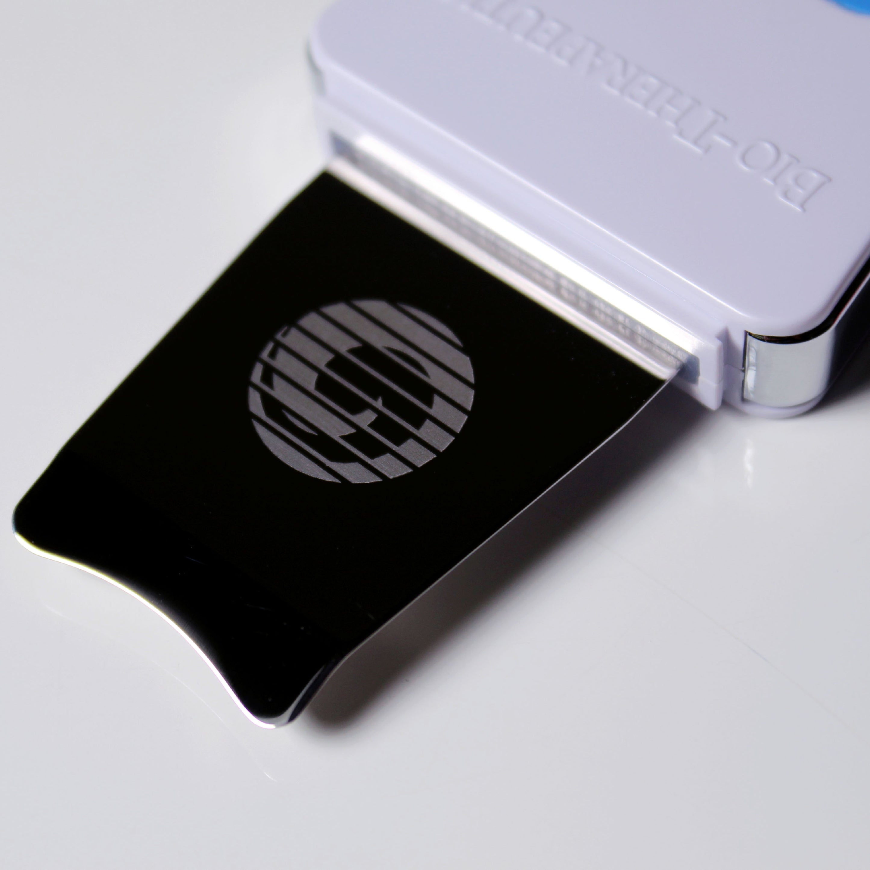 Bio-Therapeutic bt-micro® Ultrasonic Exfoliation – Universal Companies