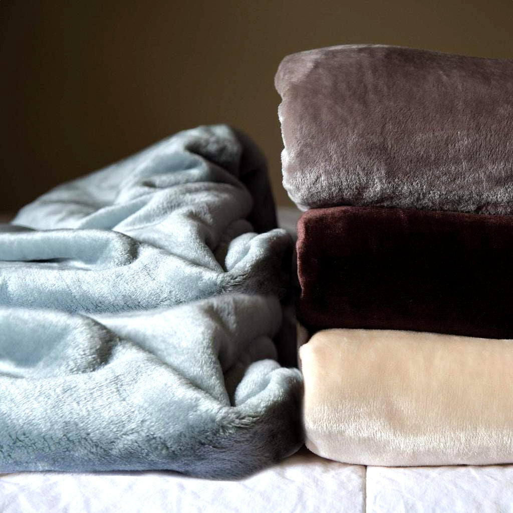 Sposh Chelour Throws & Blankets