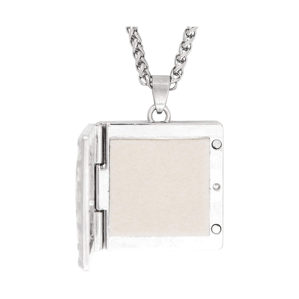 Signature Aromatherapy Locket Necklace – Universal Companies